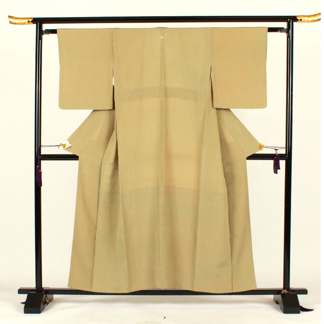 [Recycled Kimono] Plain color, matcha green, plain, two pine needles in ...